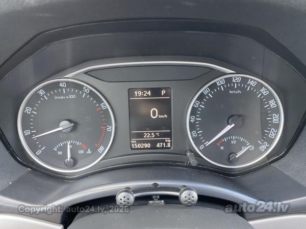 Beige Skoda Octavia 2010 in Tartu, with an engine capacity of 1.40 L and mileage of 150 thousand km for 3490 €, photo 9 on AUTOMOTO.COM.LV