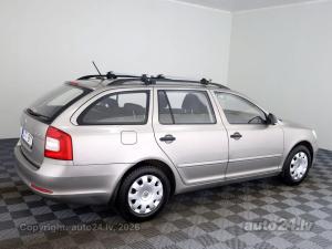 Beige Skoda Octavia 2011 in Tallinn, with an engine capacity of 1.60 L and mileage of 349 thousand km for 1199 €, photo 3 on AUTOMOTO.COM.LV