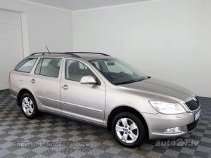 Beige Skoda Octavia 2011 in Tallinn, with an engine capacity of 2.00 L and mileage of 299 thousand km for 2999 €, photo  on AUTOMOTO.COM.LV