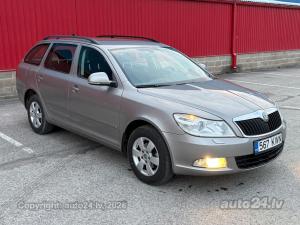 Beige Skoda Octavia 2011 in Tartu, with an engine capacity of 2.00 L and mileage of 348 thousand km for 3900 €, photo 4 on AUTOMOTO.COM.LV