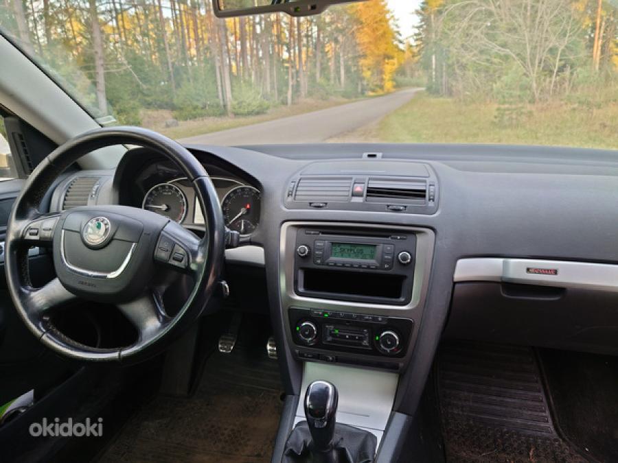 Smilšu krāsa Skoda Octavia 2011 Tallina, ar dzinēja tilpumu 2.00 L un nobraukumu 500 tūkst. km par 3850 €, foto 4 vietnē AUTOMOTO.COM.LV