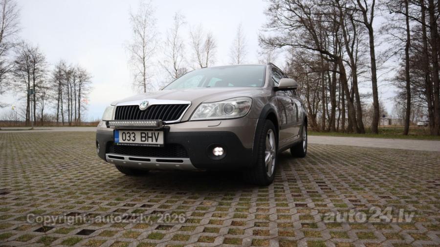 Beige Skoda Octavia 2012 in Tallinn, with an engine capacity of 2.00 L and mileage of 312 thousand km for 4900 €, photo 1 on AUTOMOTO.COM.LV