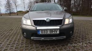 Beige Skoda Octavia 2012 in Tallinn, with an engine capacity of 2.00 L and mileage of 312 thousand km for 4900 €, photo 3 on AUTOMOTO.COM.LV