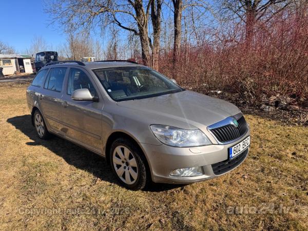 Beige Skoda Octavia 2012 in Tallinn, with an engine capacity of 1.60 L and mileage of 283 thousand km for 3000 €, photo 1 on AUTOMOTO.COM.LV