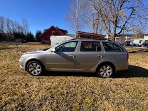 Smilšu krāsa Skoda Octavia 2012 Tallina, ar dzinēja tilpumu 1.60 L un nobraukumu 283 tūkst. km par 3000 €, foto 4 vietnē AUTOMOTO.COM.LV