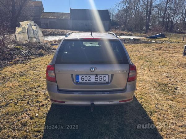Beige Skoda Octavia 2012 in Tallinn, with an engine capacity of 1.60 L and mileage of 283 thousand km for 3000 €, photo 5 on AUTOMOTO.COM.LV
