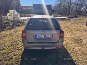 Smilšu krāsa Skoda Octavia 2012 Tallina, ar dzinēja tilpumu 1.60 L un nobraukumu 283 tūkst. km par 3000 €, foto 6 vietnē AUTOMOTO.COM.LV