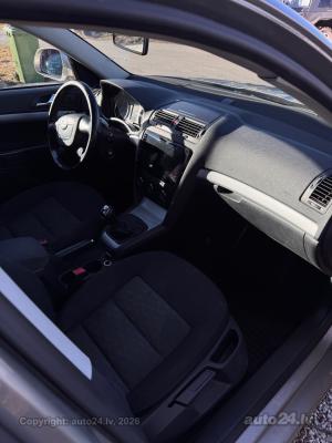 Smilšu krāsa Skoda Octavia 2012 Tallina, ar dzinēja tilpumu 1.60 L un nobraukumu 283 tūkst. km par 3000 €, foto 10 vietnē AUTOMOTO.COM.LV