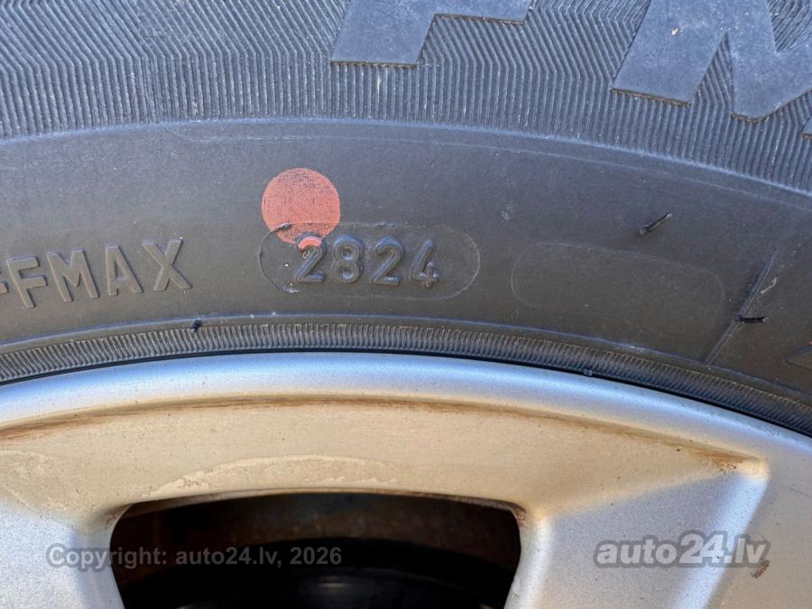 Smilšu krāsa Skoda Octavia 2012 Tallina, ar dzinēja tilpumu 1.60 L un nobraukumu 283 tūkst. km par 3000 €, foto 16 vietnē AUTOMOTO.COM.LV