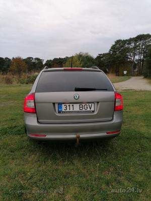 Beige Skoda Octavia 2012 in Tallinn, with an engine capacity of 1.40 L and mileage of 242 thousand km for 3990 €, photo 4 on AUTOMOTO.COM.LV