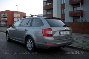 Smilšu krāsa Skoda Octavia 2013 Tallina, ar dzinēja tilpumu 1.20 L un nobraukumu 257 tūkst. km par 4500 €, foto 5 vietnē AUTOMOTO.COM.LV