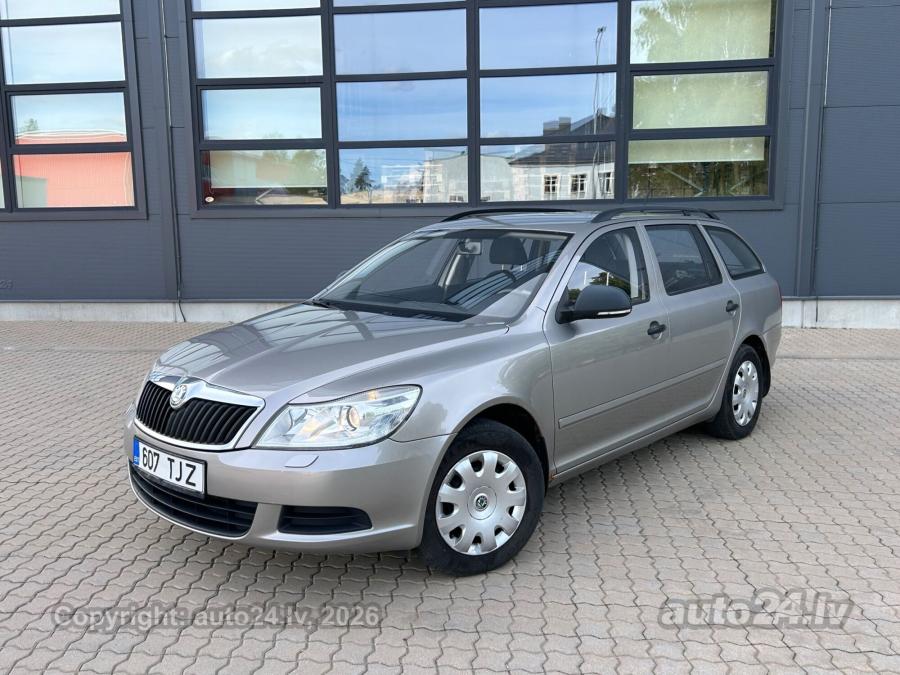 Smilšu krāsa Skoda Octavia 2013 Valga, ar dzinēja tilpumu 1.20 L un nobraukumu 230 tūkst. km par 1800 €, foto 3 vietnē AUTOMOTO.COM.LV
