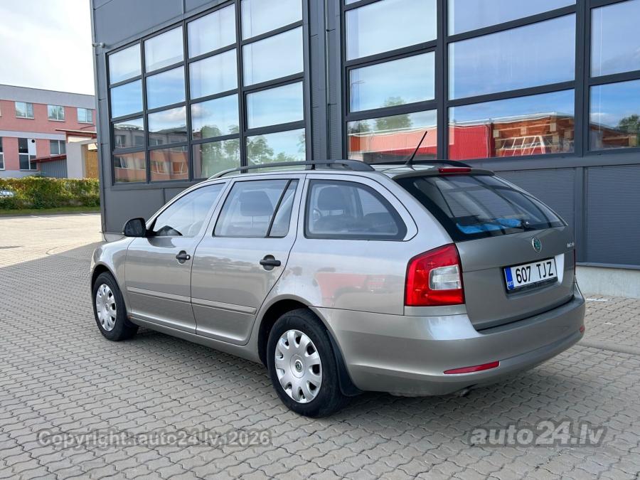 Smilšu krāsa Skoda Octavia 2013 Valga, ar dzinēja tilpumu 1.20 L un nobraukumu 230 tūkst. km par 1800 €, foto 7 vietnē AUTOMOTO.COM.LV
