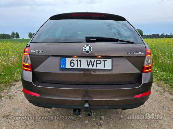 Beige Skoda Octavia 2014 in Viljandi, with an engine capacity of 1.60 L and mileage of 258 thousand km for 7300 €, photo 5 on AUTOMOTO.COM.LV