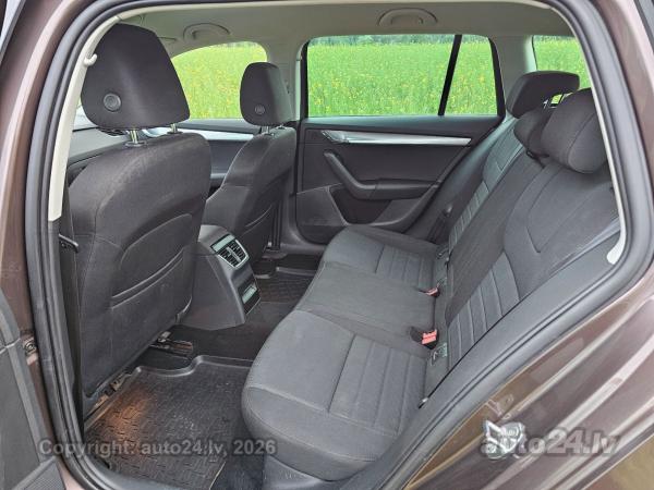Beige Skoda Octavia 2014 in Viljandi, with an engine capacity of 1.60 L and mileage of 258 thousand km for 7300 €, photo 10 on AUTOMOTO.COM.LV