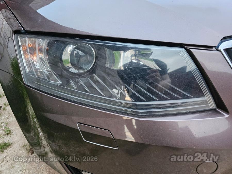 Beige Skoda Octavia 2014 in Viljandi, with an engine capacity of 1.60 L and mileage of 258 thousand km for 7300 €, photo 18 on AUTOMOTO.COM.LV