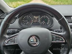 Beige Skoda Octavia 2014 in Viljandi, with an engine capacity of 1.60 L and mileage of 258 thousand km for 7300 €, photo 23 on AUTOMOTO.COM.LV