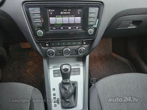 Beige Skoda Octavia 2014 in Viljandi, with an engine capacity of 1.60 L and mileage of 258 thousand km for 7300 €, photo 25 on AUTOMOTO.COM.LV