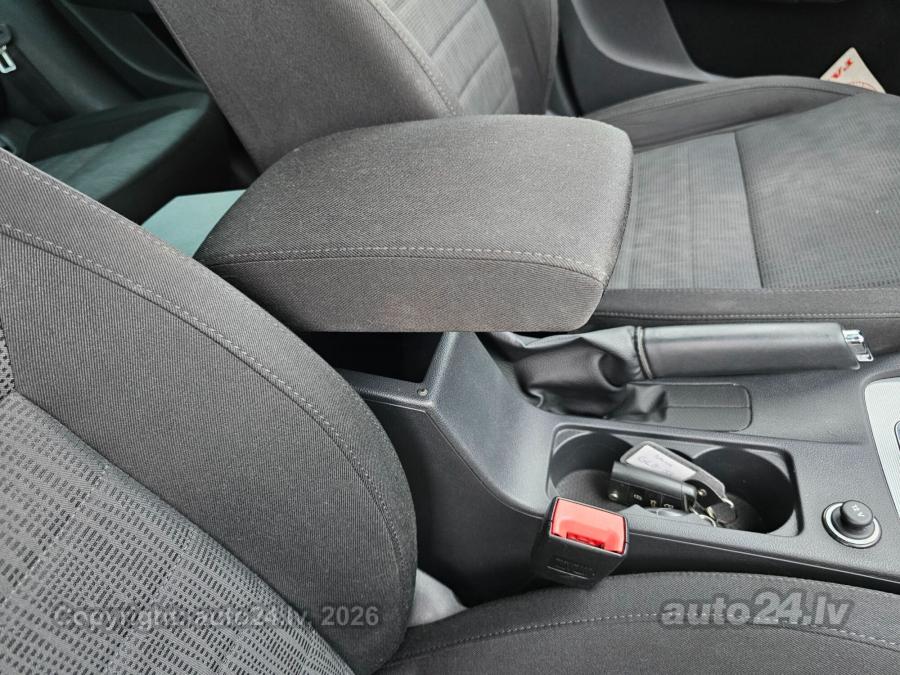 Beige Skoda Octavia 2014 in Viljandi, with an engine capacity of 1.60 L and mileage of 258 thousand km for 7300 €, photo 27 on AUTOMOTO.COM.LV