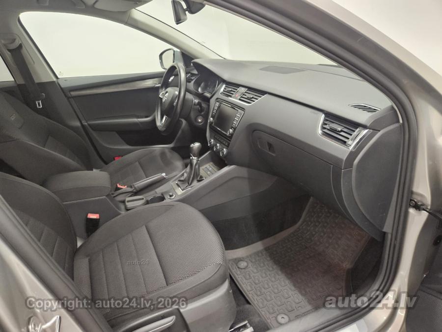 Smilšu krāsa Skoda Octavia 2016 Tartu, ar dzinēja tilpumu 2.00 L un nobraukumu 322 tūkst. km par 8898 €, foto 7 vietnē AUTOMOTO.COM.LV