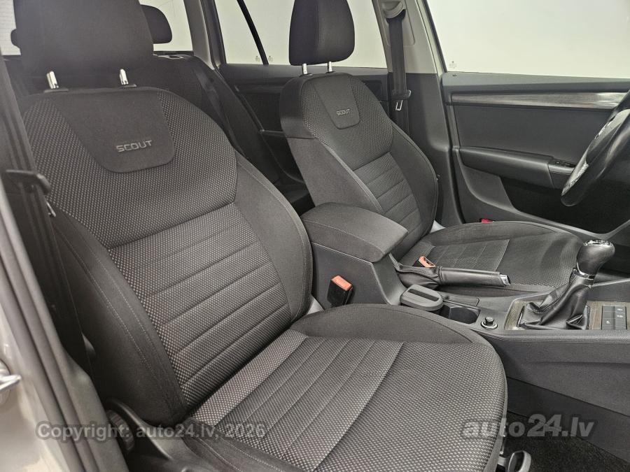 Smilšu krāsa Skoda Octavia 2016 Tartu, ar dzinēja tilpumu 2.00 L un nobraukumu 322 tūkst. km par 8898 €, foto 9 vietnē AUTOMOTO.COM.LV