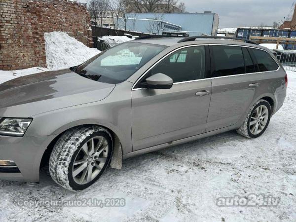 Beige Skoda Octavia 2017 in Tallinn, with an engine capacity of 1.40 L and mileage of 0 thousand km for 8000 €, photo 4 on AUTOMOTO.COM.LV