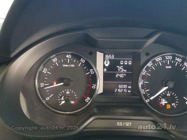 Smilšu krāsa Skoda Octavia 2017 Viljandi, ar dzinēja tilpumu 1.20 L un nobraukumu 216 tūkst. km par 5952 €, foto 7 vietnē AUTOMOTO.COM.LV
