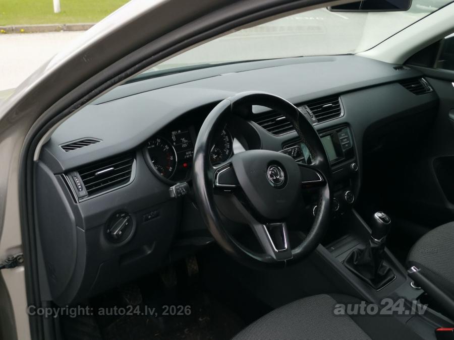 Smilšu krāsa Skoda Octavia 2017 Viljandi, ar dzinēja tilpumu 1.20 L un nobraukumu 216 tūkst. km par 5952 €, foto 9 vietnē AUTOMOTO.COM.LV