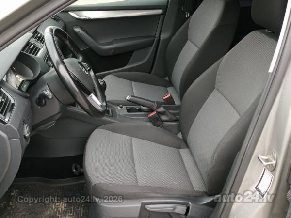 Smilšu krāsa Skoda Octavia 2017 Viljandi, ar dzinēja tilpumu 1.20 L un nobraukumu 216 tūkst. km par 5952 €, foto 9 vietnē AUTOMOTO.COM.LV