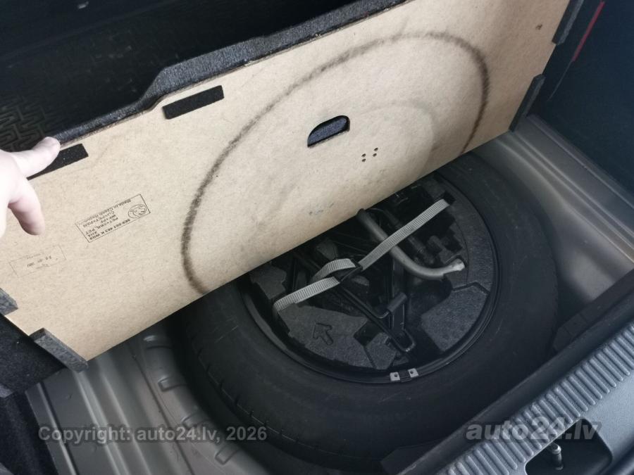 Smilšu krāsa Skoda Octavia 2017 Viljandi, ar dzinēja tilpumu 1.20 L un nobraukumu 216 tūkst. km par 5952 €, foto 14 vietnē AUTOMOTO.COM.LV