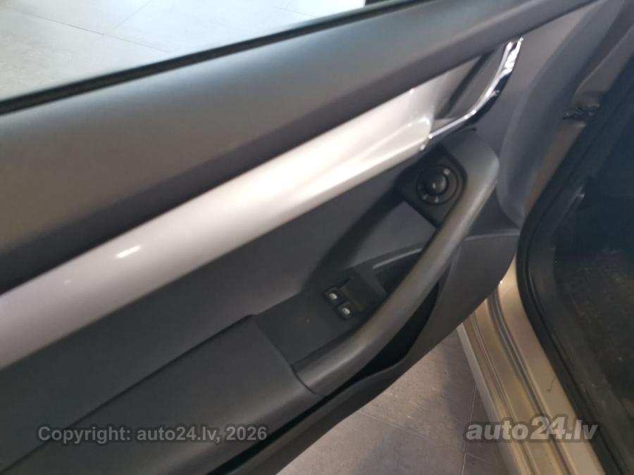 Smilšu krāsa Skoda Octavia 2017 Viljandi, ar dzinēja tilpumu 1.20 L un nobraukumu 216 tūkst. km par 5952 €, foto 19 vietnē AUTOMOTO.COM.LV