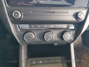 Smilšu krāsa Skoda Octavia 2017 Viljandi, ar dzinēja tilpumu 1.20 L un nobraukumu 216 tūkst. km par 5952 €, foto 20 vietnē AUTOMOTO.COM.LV