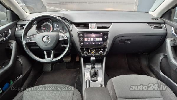 Smilšu krāsa Skoda Octavia 2019 Tallina, ar dzinēja tilpumu 1.50 L un nobraukumu 211 tūkst. km par 11300 €, foto 7 vietnē AUTOMOTO.COM.LV
