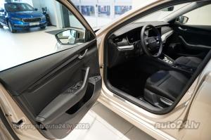 Beige Skoda Octavia 2026 in Tallinn, with an engine capacity of 2.00 L and mileage of 1 thousand km for 33900 €, photo 13 on AUTOMOTO.COM.LV
