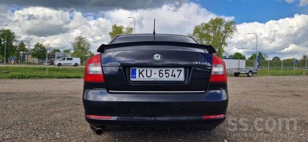 Black Skoda Octavia 2012 in Daugavpils, with an engine capacity of 1.20 L and mileage of 167 thousand km for 2750 €, photo 4 on AUTOMOTO.COM.LV
