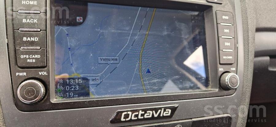 Melns Skoda Octavia 2012 Daugavpils, ar dzinēja tilpumu 1.20 L un nobraukumu 167 tūkst. km par 2750 €, foto 18 vietnē AUTOMOTO.COM.LV