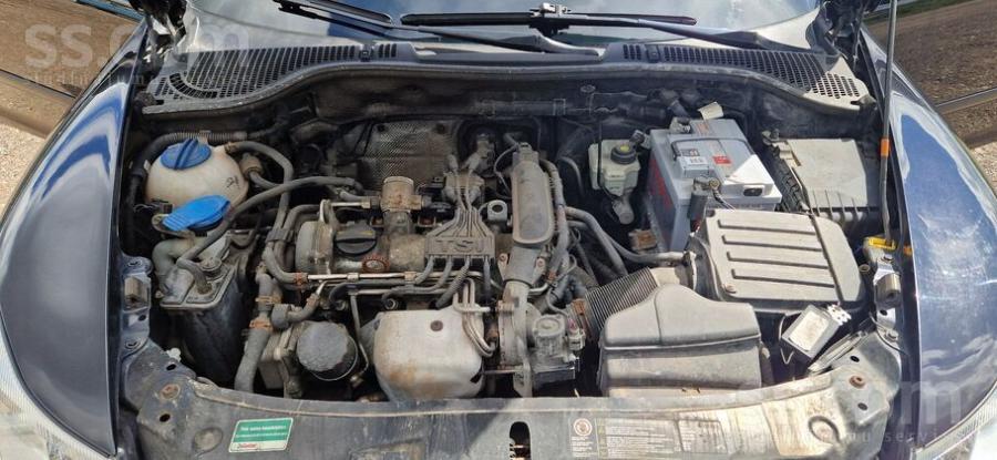 Melns Skoda Octavia 2012 Daugavpils, ar dzinēja tilpumu 1.20 L un nobraukumu 167 tūkst. km par 2750 €, foto 27 vietnē AUTOMOTO.COM.LV