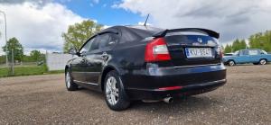 Melns Skoda Octavia 2012 Daugavpils, ar dzinēja tilpumu 1.20 L un nobraukumu 167 tūkst. km par 2750 €, foto 4 vietnē AUTOMOTO.COM.LV