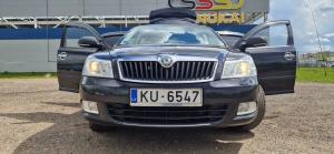 Melns Skoda Octavia 2012 Daugavpils, ar dzinēja tilpumu 1.20 L un nobraukumu 167 tūkst. km par 2750 €, foto 32 vietnē AUTOMOTO.COM.LV