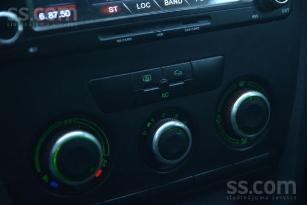 Melns Skoda Octavia 2006 Rīga, ar dzinēja tilpumu 2.00 L un nobraukumu 358 tūkst. km par 1100 €, foto 11 vietnē AUTOMOTO.COM.LV
