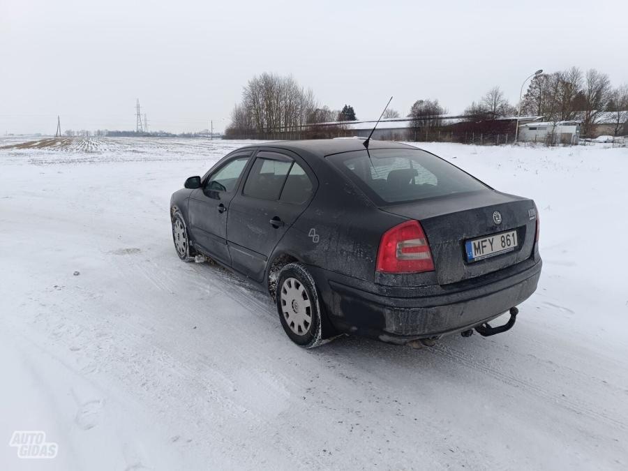 Black Skoda Octavia 2006 in Marijampole, with an engine capacity of 1.90 L and mileage of 280 thousand km for 1750 €, photo 4 on AUTOMOTO.COM.LV