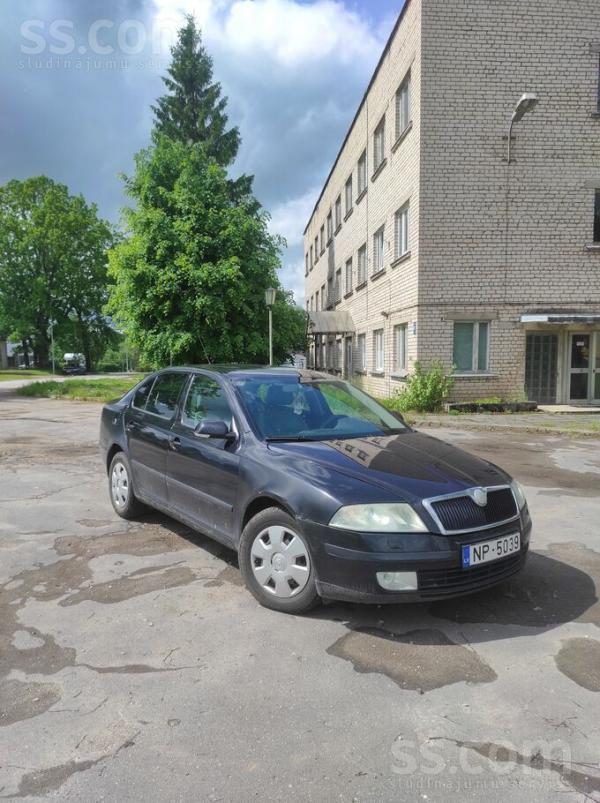 Melns Skoda Octavia 2006 Valmiera, ar dzinēja tilpumu 2.00 L un nobraukumu 429 tūkst. km par 1500 €, foto 2 vietnē AUTOMOTO.COM.LV