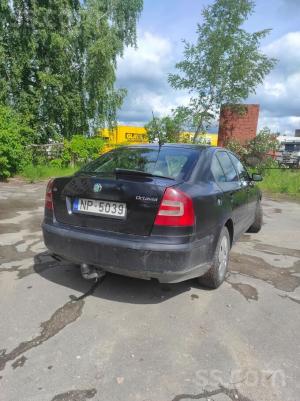Melns Skoda Octavia 2006 Valmiera, ar dzinēja tilpumu 2.00 L un nobraukumu 429 tūkst. km par 1500 €, foto 5 vietnē AUTOMOTO.COM.LV