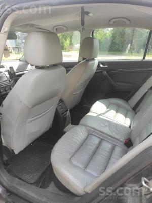 Melns Skoda Octavia 2006 Valmiera, ar dzinēja tilpumu 2.00 L un nobraukumu 429 tūkst. km par 1500 €, foto 10 vietnē AUTOMOTO.COM.LV