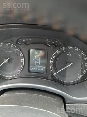 Melns Skoda Octavia 2006 Rīga, ar dzinēja tilpumu 1.90 L un nobraukumu 210 tūkst. km par 1100 €, foto 4 vietnē AUTOMOTO.COM.LV