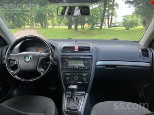 Черный Шкода Октавия 2006 в Елгава, объемом двигателя 1.90 л и пробегом 210 тыс. км за 1990 €, фото 11 на AUTOMOTO.COM.LV