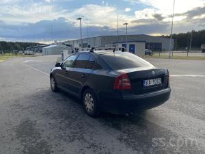 Melns Skoda Octavia 2006 Rīga, ar dzinēja tilpumu 2.00 L un nobraukumu 371 tūkst. km par 1170 €, foto 7 vietnē AUTOMOTO.COM.LV