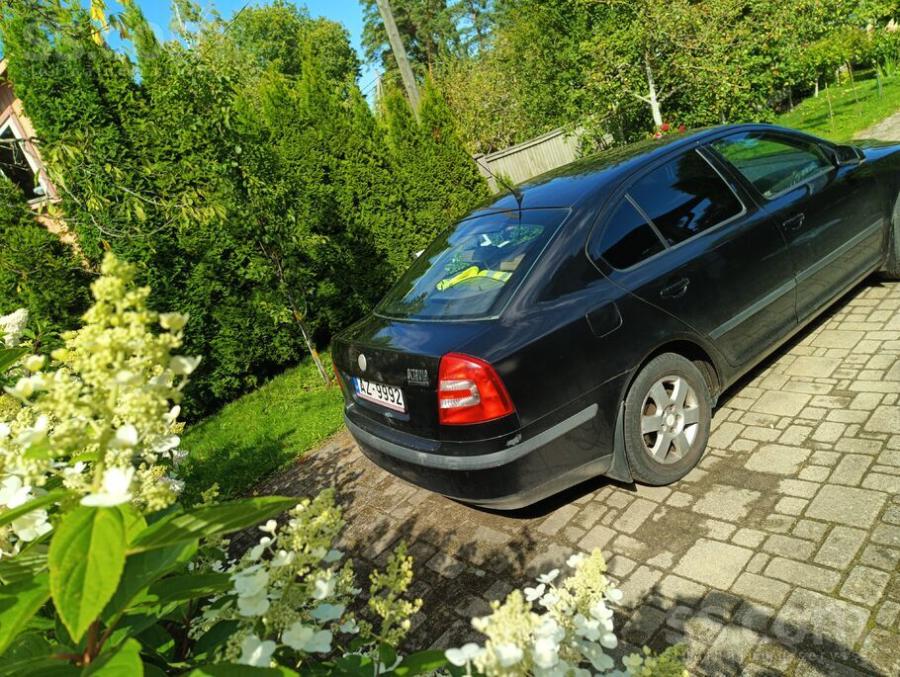 Черный Шкода Октавия 2006 в Рига, объемом двигателя 1.60 л и пробегом 194 тыс. км за 1100 €, фото 4 на AUTOMOTO.COM.LV