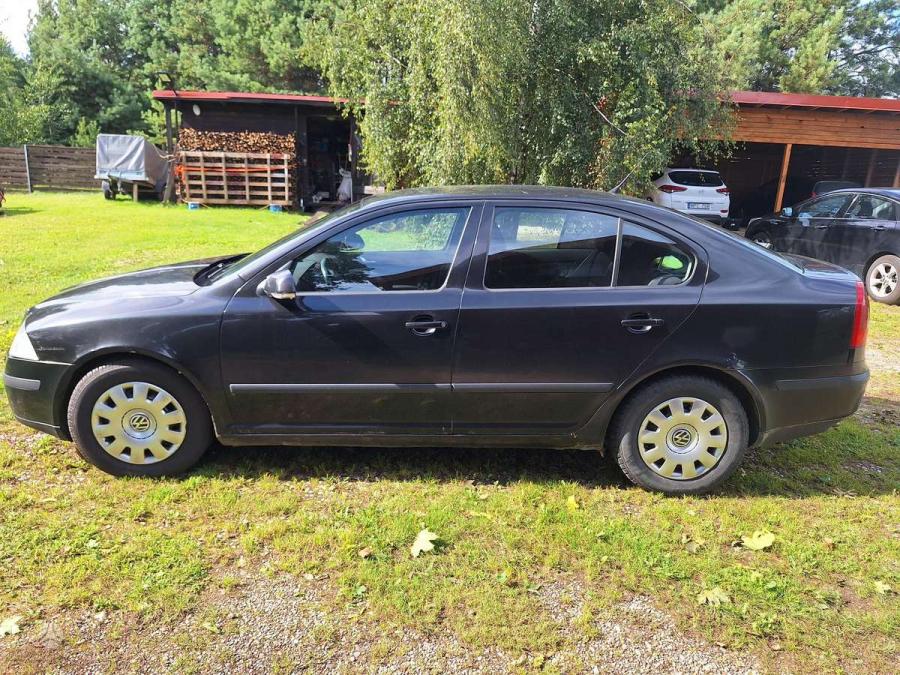 Черный Шкода Октавия 2006 в Алитус, объемом двигателя 1.97 л и пробегом 497 тыс. км за 850 €, фото 5 на AUTOMOTO.COM.LV