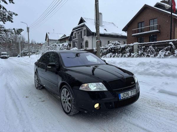 Melns Skoda Octavia 2007 Viļņa, ar dzinēja tilpumu 1.97 L un nobraukumu 400 tūkst. km par 4200 €, foto 3 vietnē AUTOMOTO.COM.LV